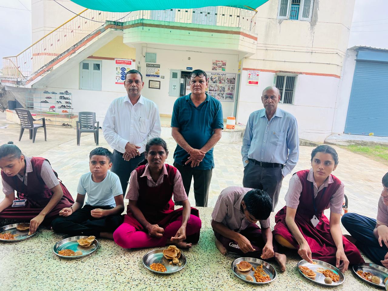 Meal Service for Visually Impaired Children – Rotary Palanpur